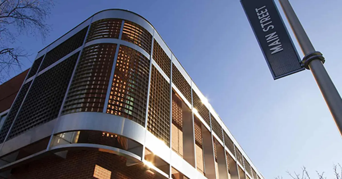 The Zenith Group Management | Commercial, Multi-Family, Branded Hotel ...